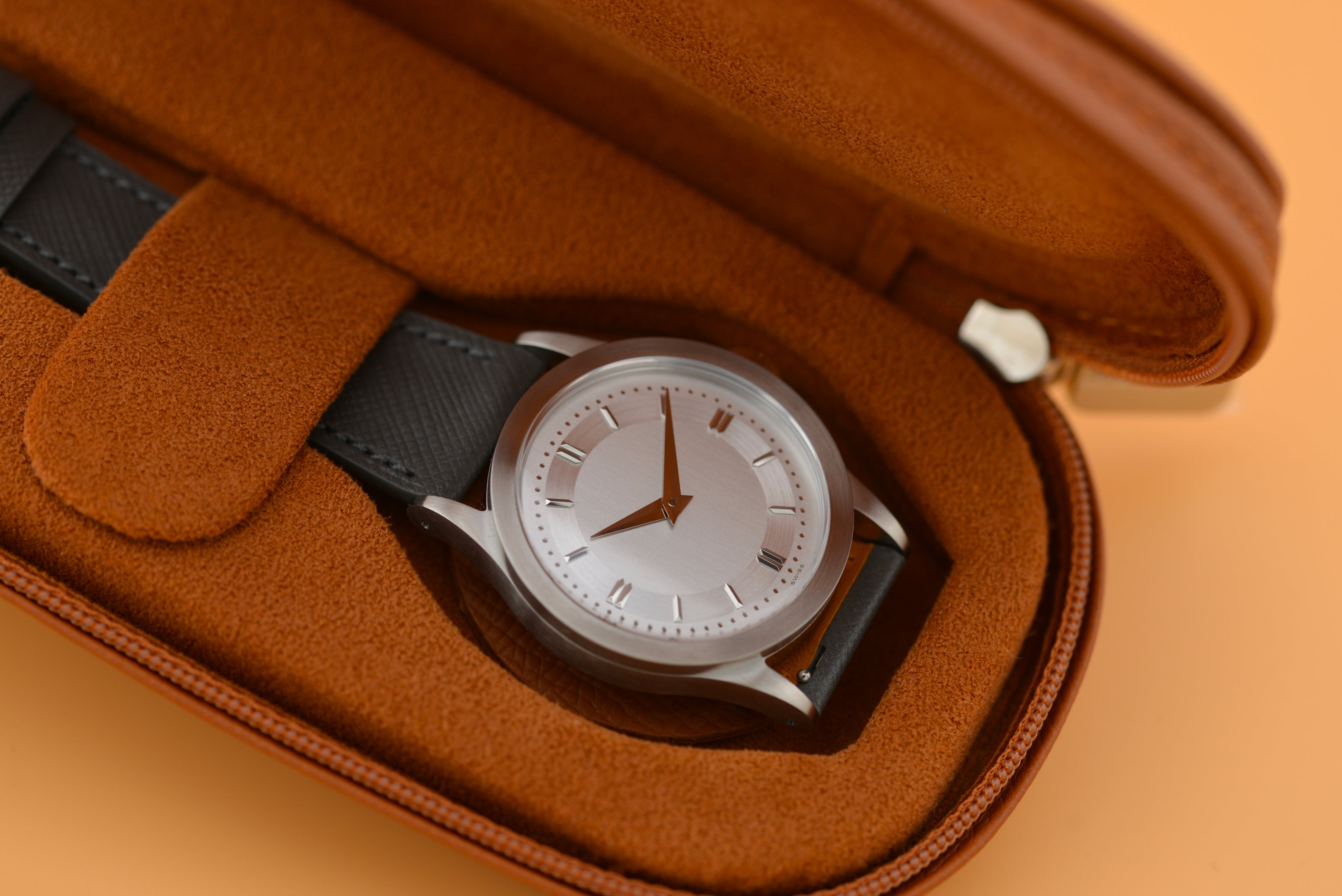 2023 The Archiwatch Anonymous "Two-Tone" Vertical Brushed Silver Dial